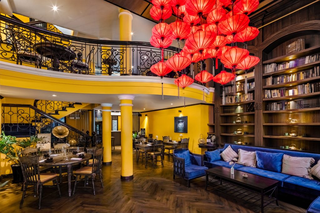 HOME SAIGON RESTAURANT